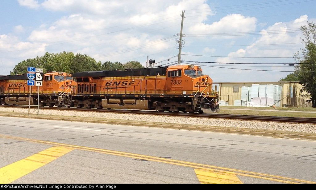 BNSF 7382, 6521, and 8128 run light